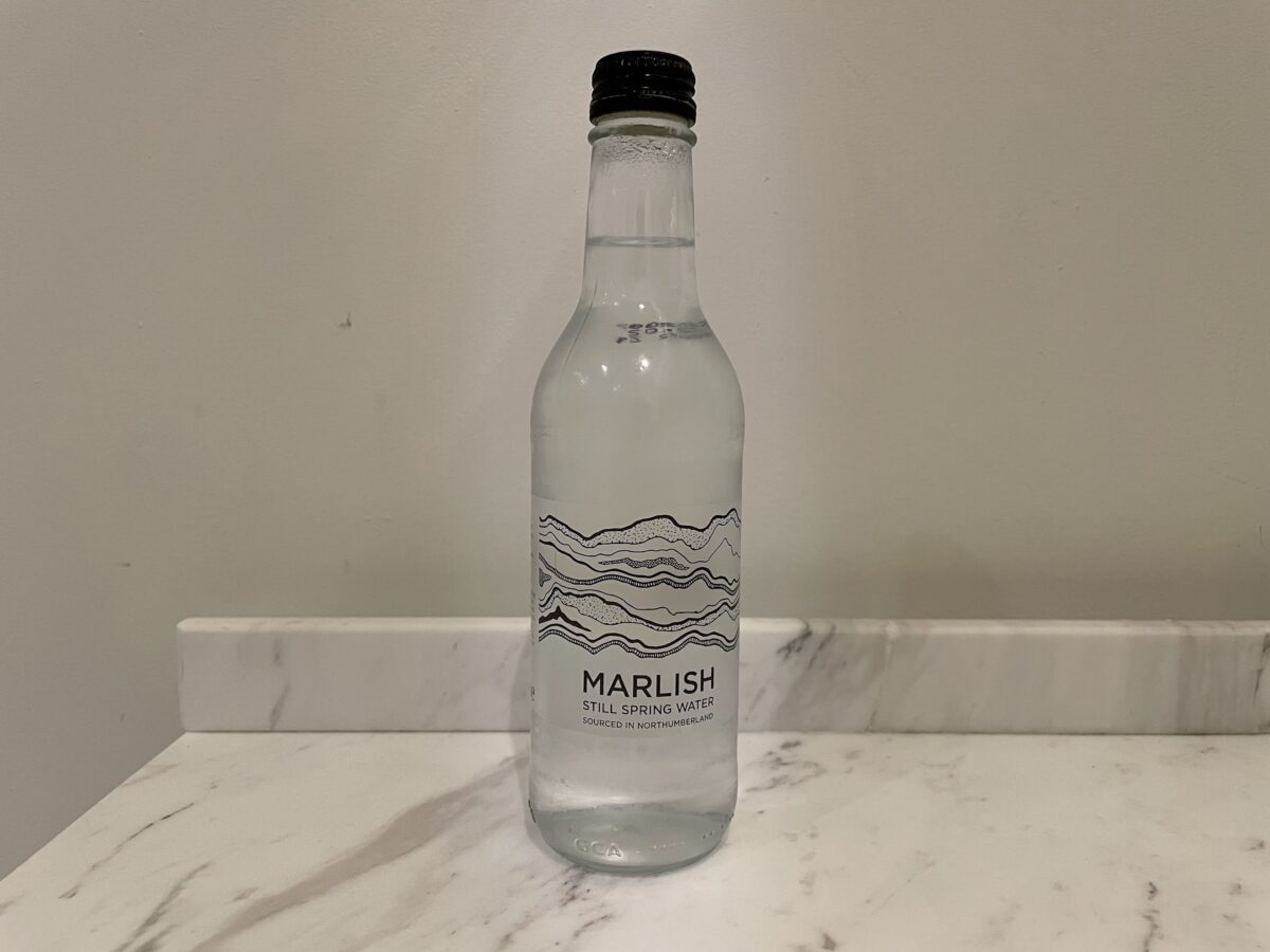 40点 イギリス 硬水 Marlish Still spring water | かもめらいおん 絵空事