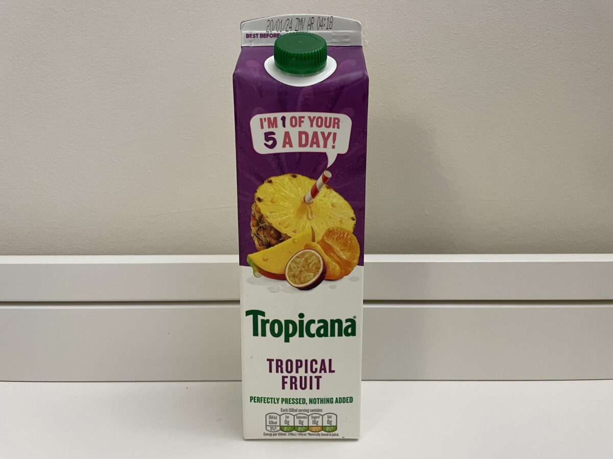 60点 イギリス トロピカーナ トロピカルフルーツジュース Tropicana Tropical Fruit | かもめらいおん 絵空事